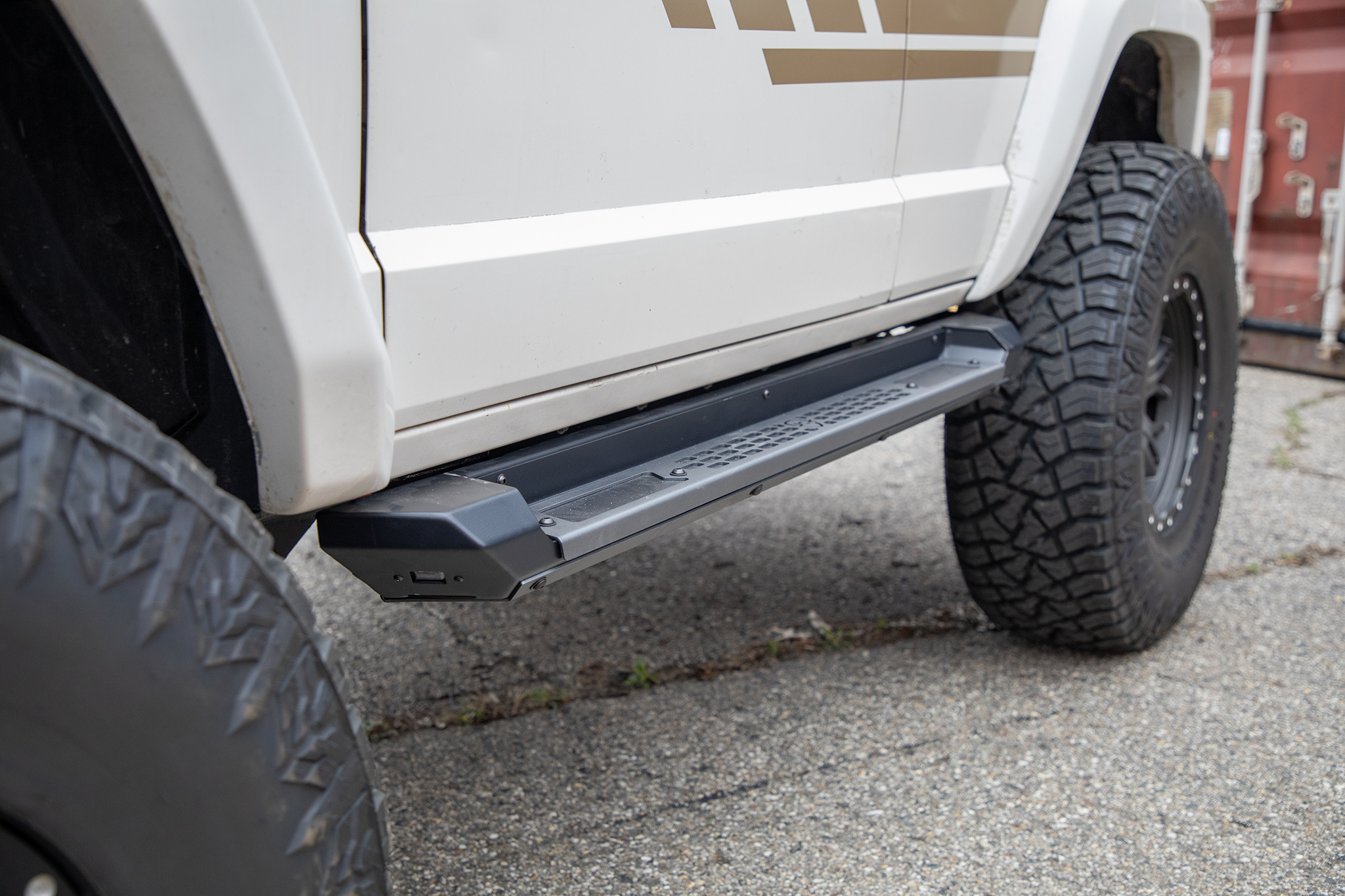 JcrOffroad: XJ Rock Sliders | Crusader | Jeep Cherokee XJ (84-01)