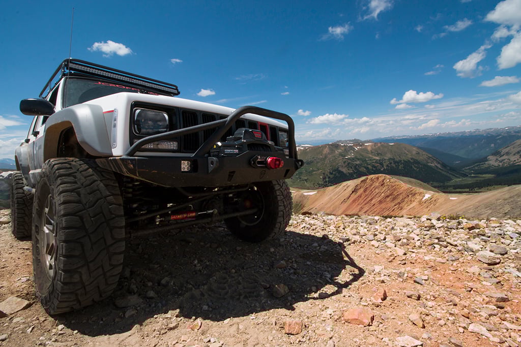 JcrOffroad: Jeep XJ Winch Bumper | Vanguard PreRunner | Cherokee (84-01)