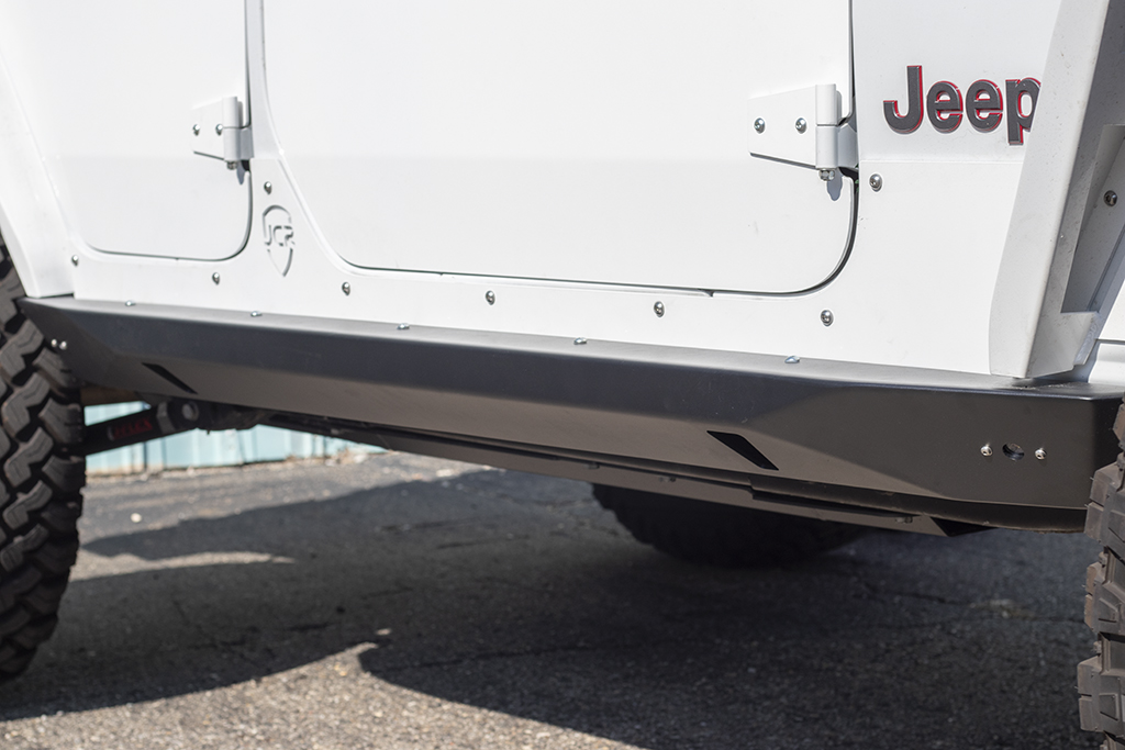 JcrOffroad®: JLU Rock Sliders | Crusader | 4 Door Jeep Wrangler (2018+)