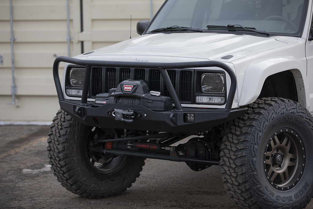 JcrOffroad: Jeep XJ Winch Bumper | Vanguard PreRunner | Cherokee (84-01)